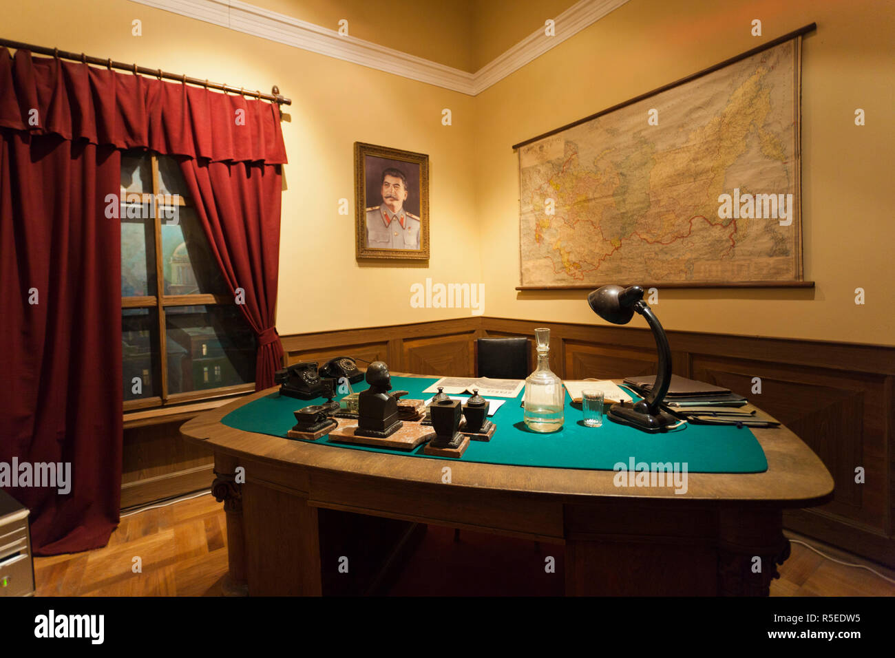 Stalin office hi-res stock photography and images - Alamy