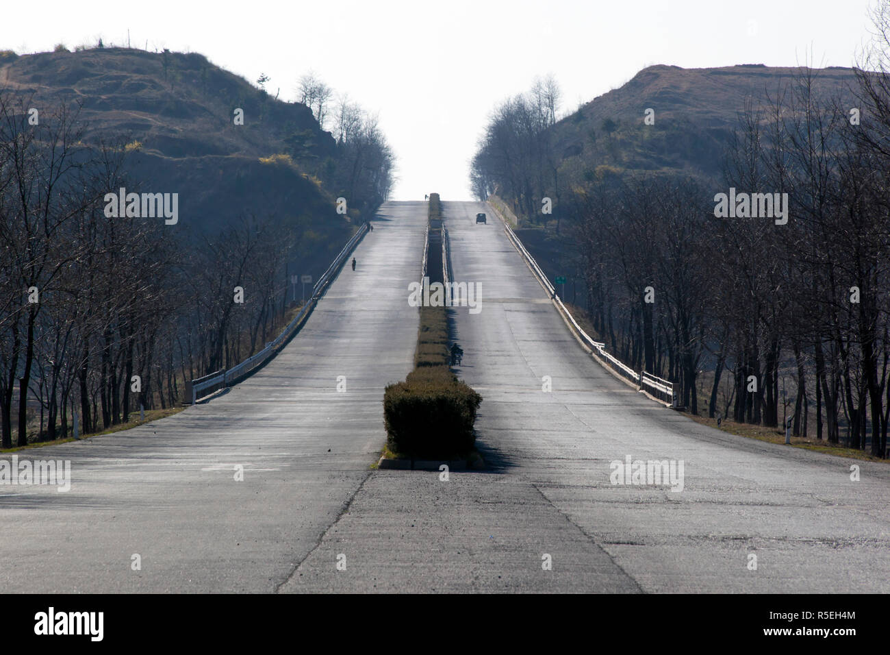 Reunification highway hi-res stock photography and images - Alamy