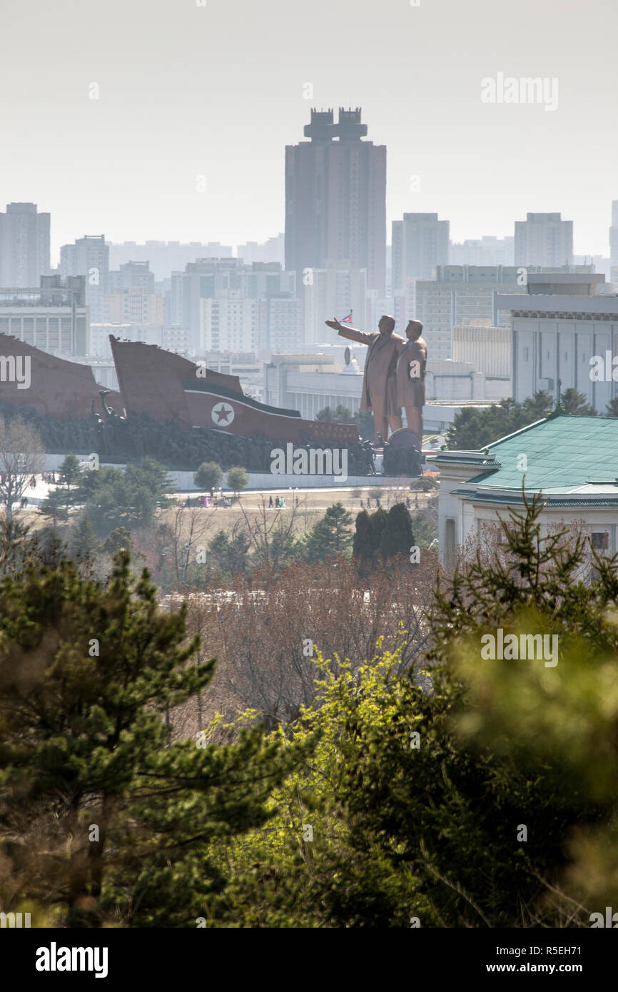 Mansudae Grand Monument, statues of former Presidents Kim Il-Sung and ...