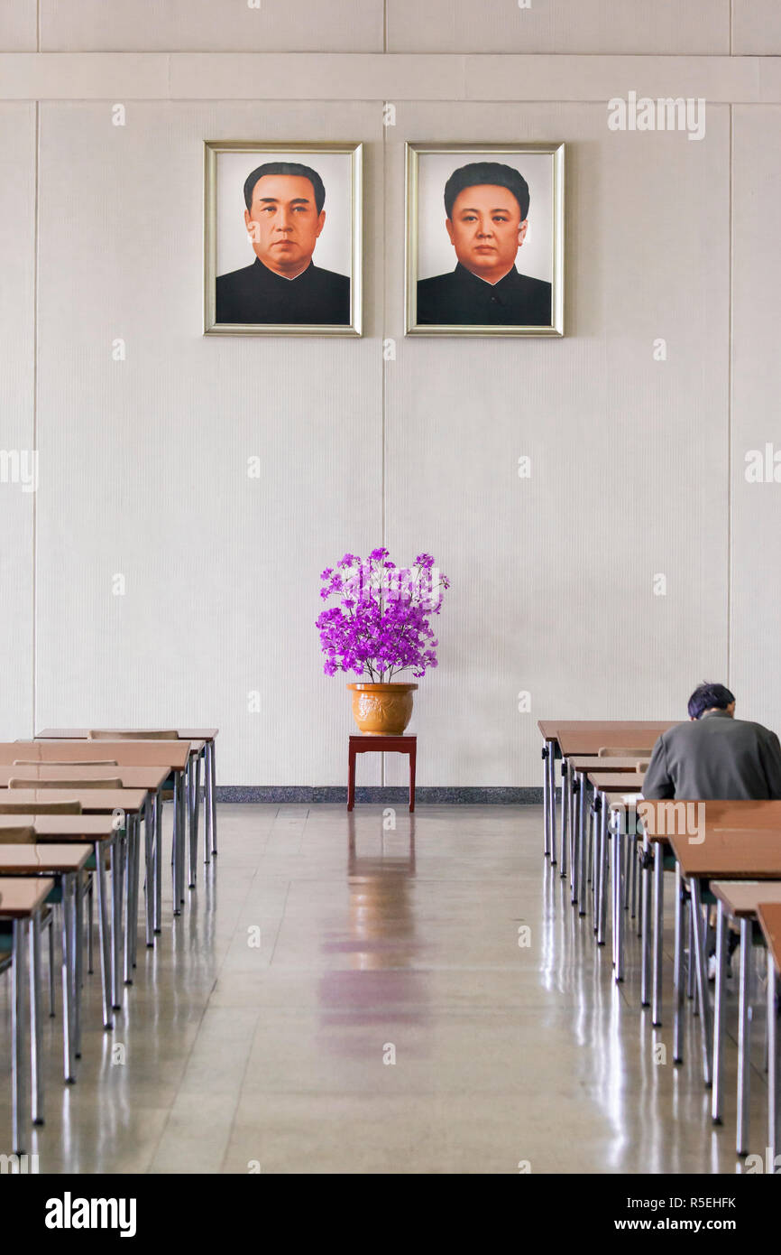 Portaits hi-res stock photography and images - Alamy