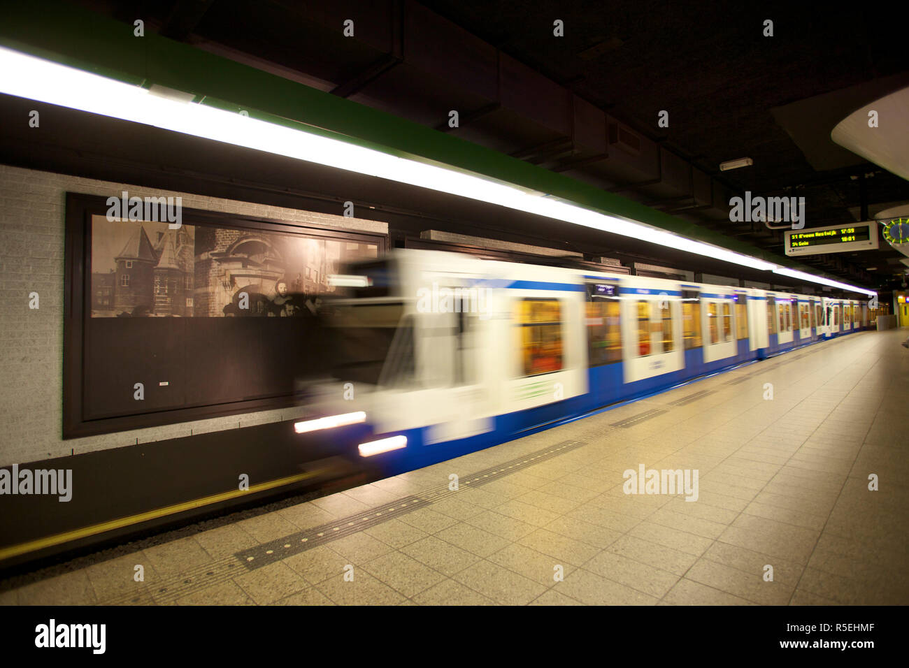 Metro amsterdam hi-res stock photography and images - Alamy