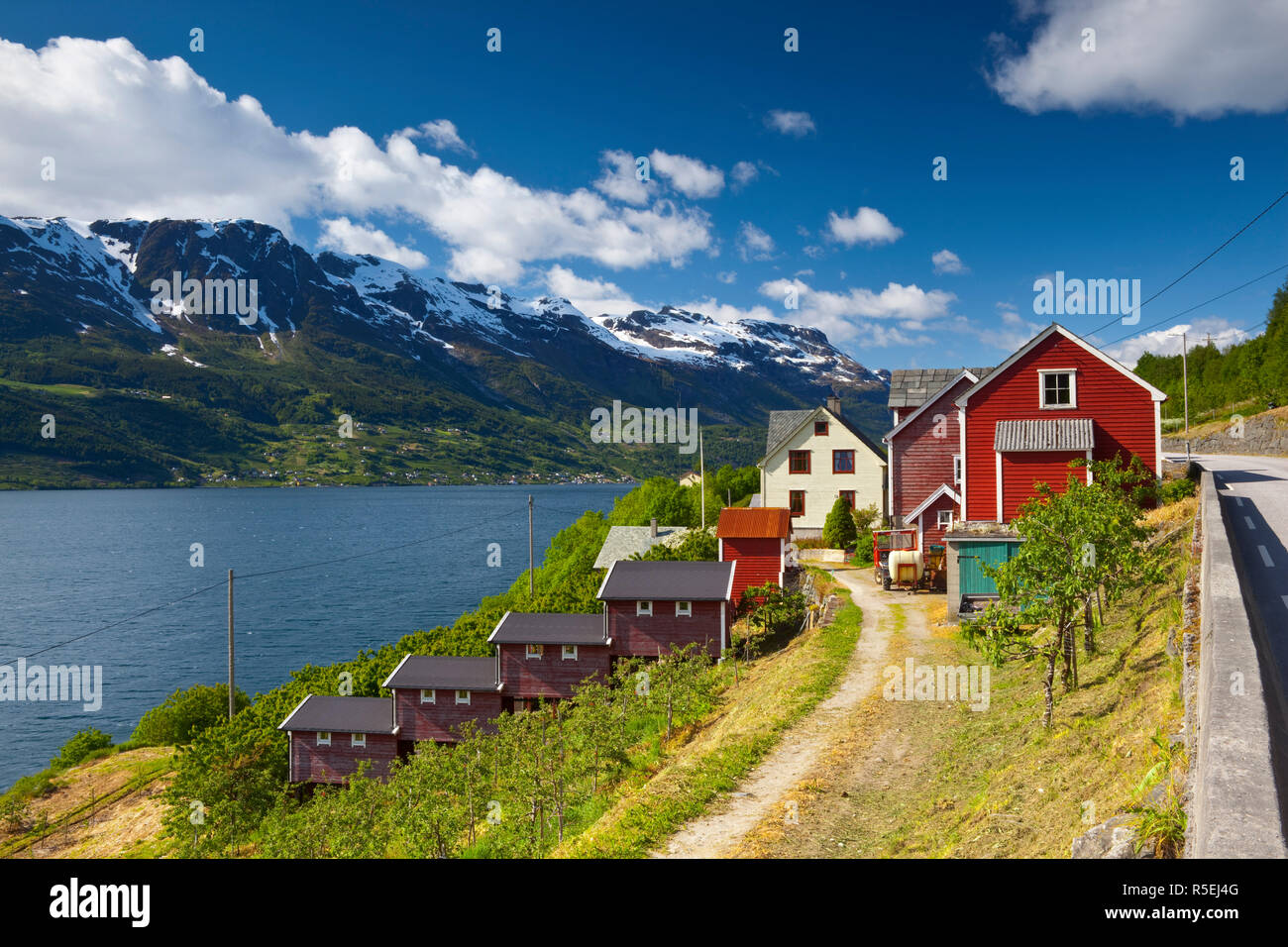 Hardanger fjord hi-res stock photography and images - Alamy