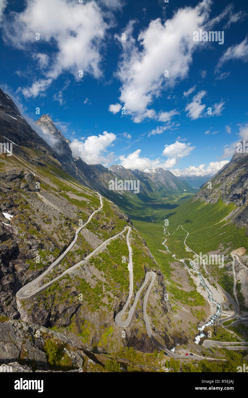Trollstigen (The Troll Ladder), More og Romsdal, Romsdal, Norway Stock ...