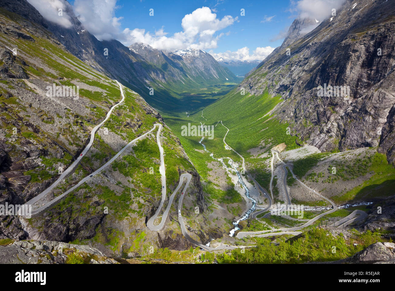 Trollstigen (The Troll Ladder), More og Romsdal, Romsdal, Norway Stock ...