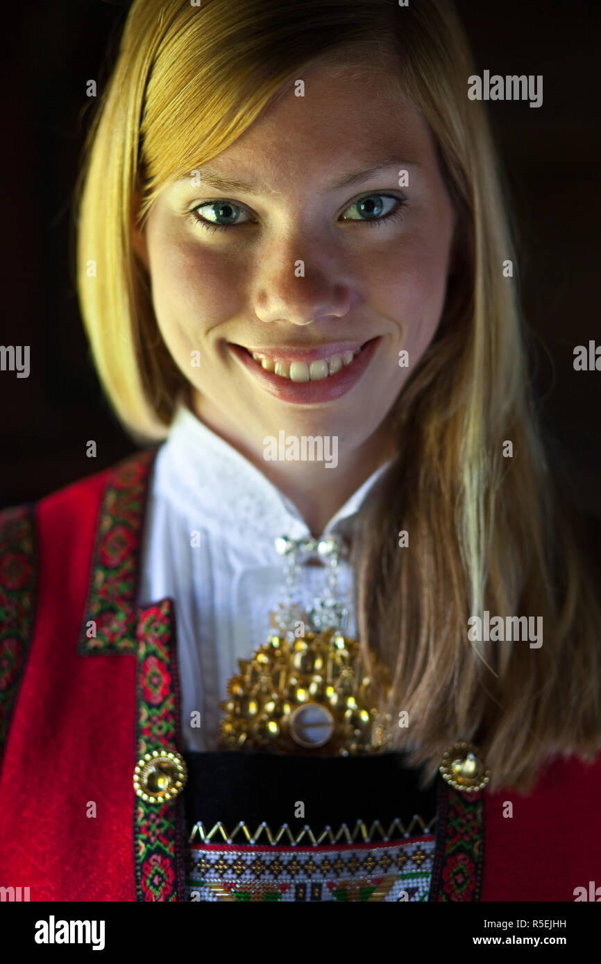 Traditional norwegian costume hi-res stock photography and images - Alamy