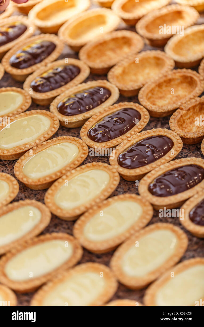 Mini tartlet shells Stock Photo - Alamy