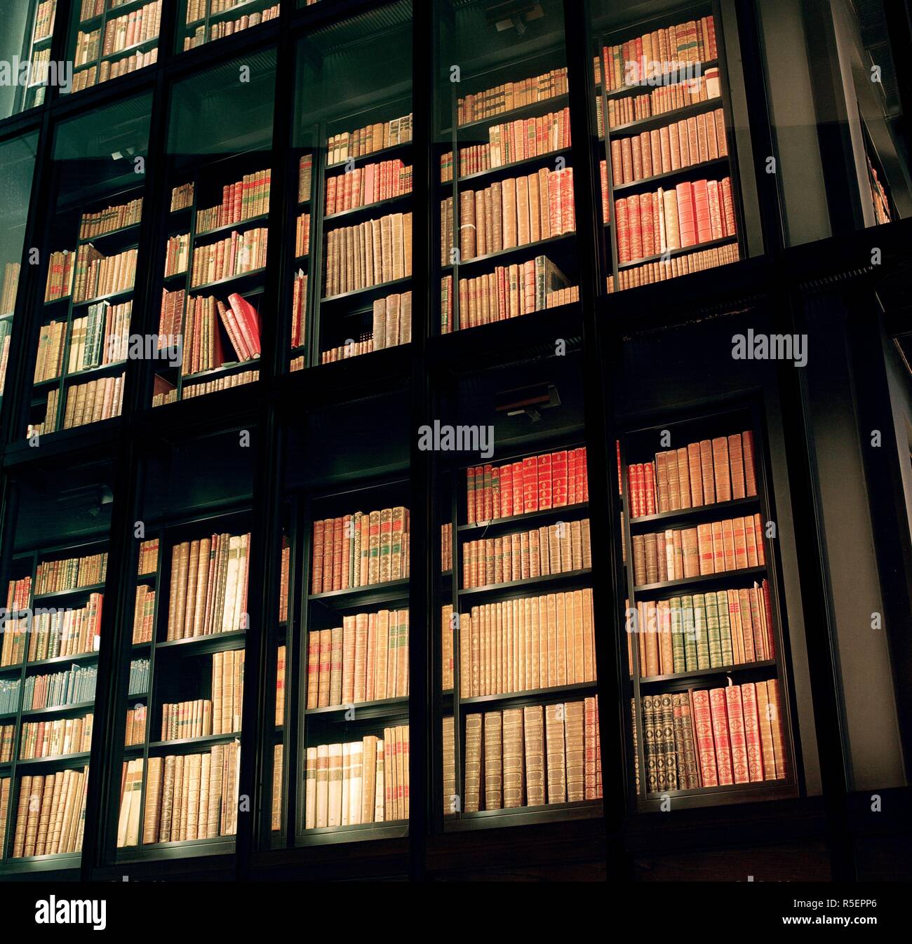 British library london kings tower hi-res stock photography and images ...