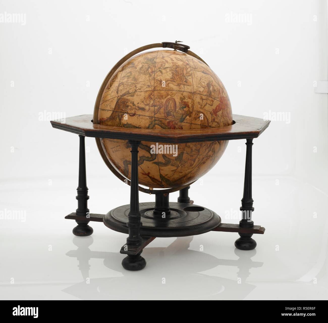 Celestial forms hi-res stock photography and images - Alamy