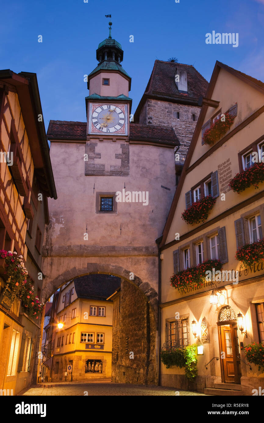 Germany, Bavaria, Romantic Road, Rothenburg ob der Tauber, Roder Arch ...