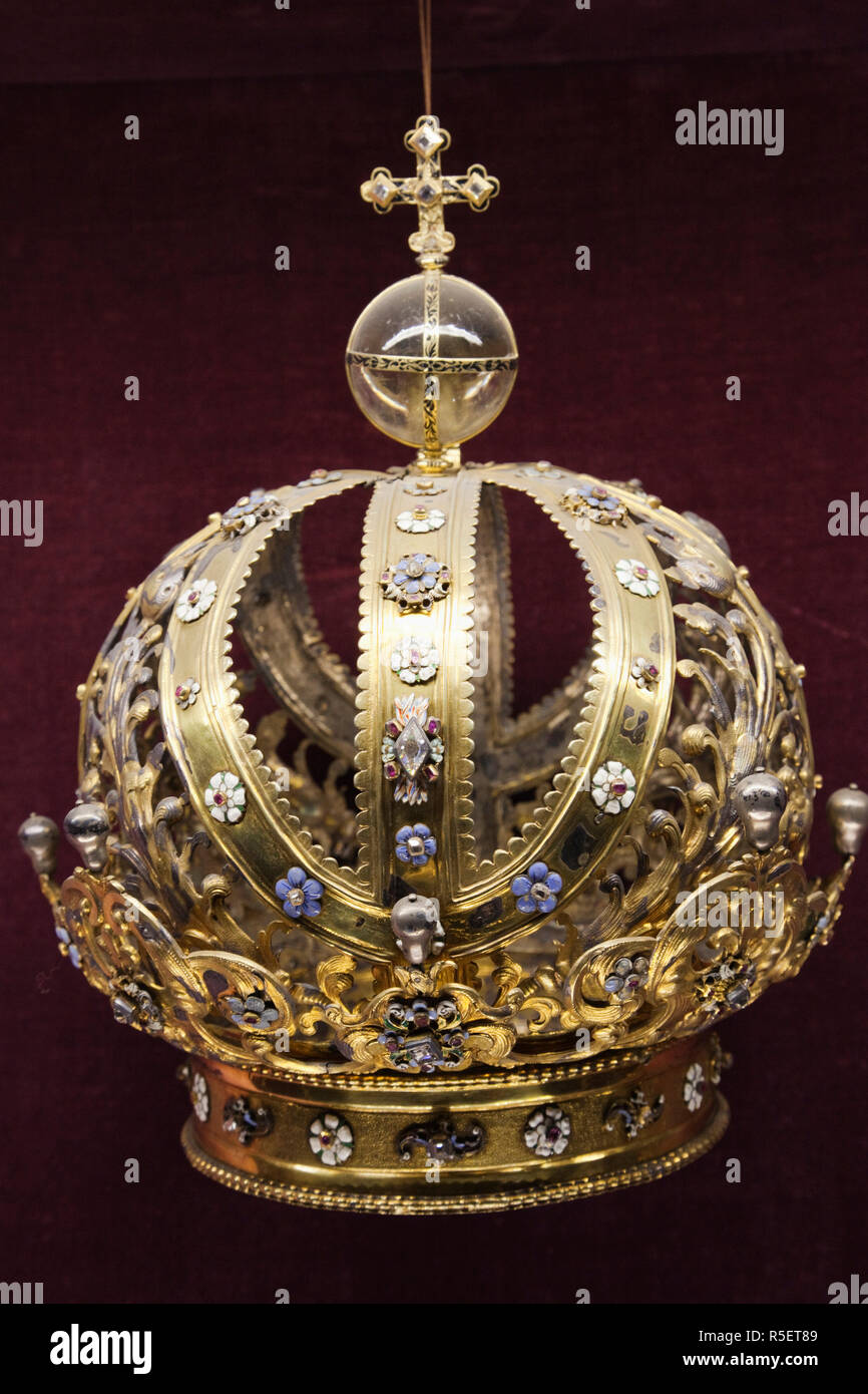 Germany, Bavaria, Munich, Munich Residence Museum, Crown in the Sacred ...