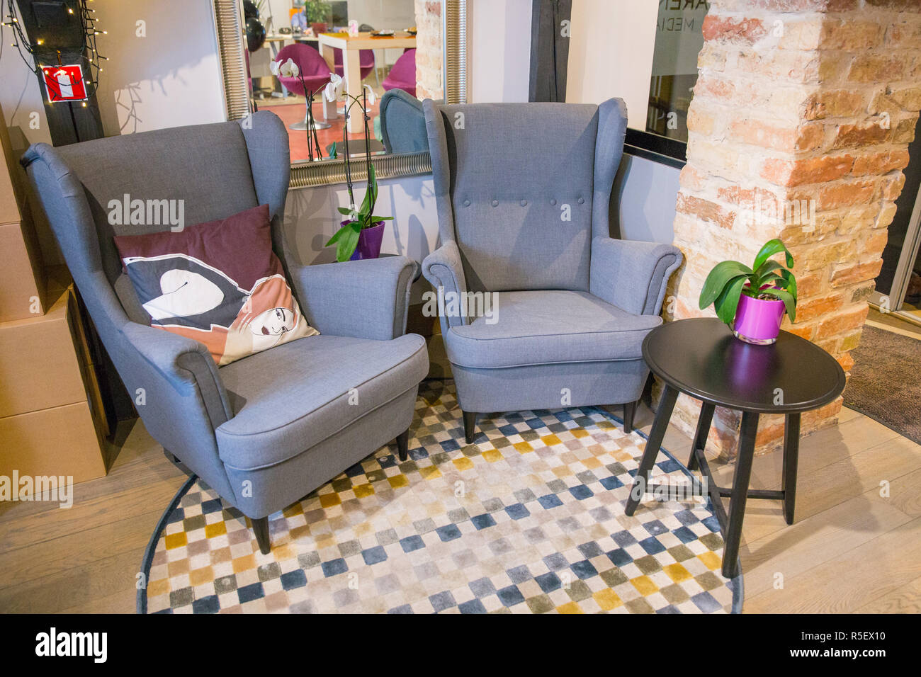 Lamp living room roof hi-res stock photography and images - Alamy