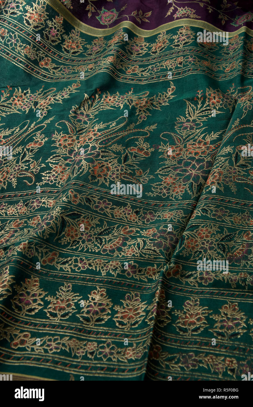 Handwoven textile india hi-res stock photography and images - Alamy