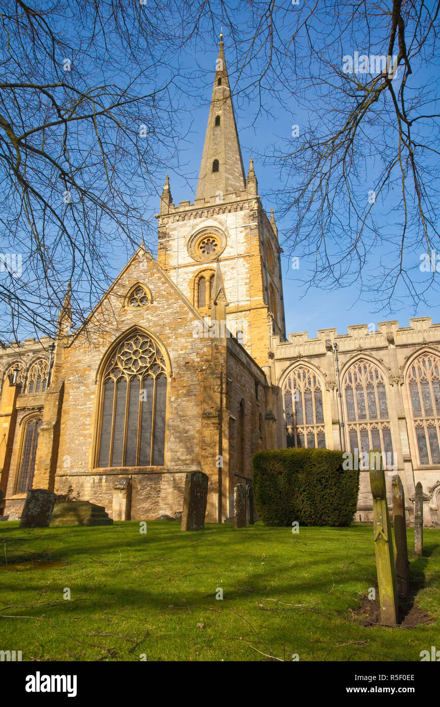 England, Warwickshire, Stratford-upon-Avon, Holy Trinity Church and ...