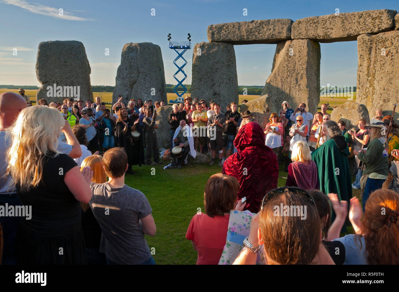 UK, England, Wiltshire, Stonehenge, Summer Solstice Celebrations Stock ...