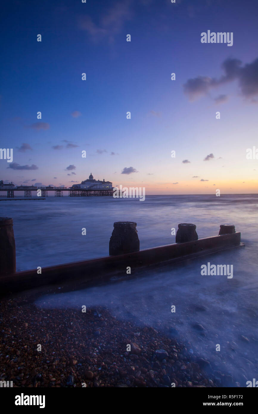 Beach groynes eastbourne sussex england hi-res stock photography and ...
