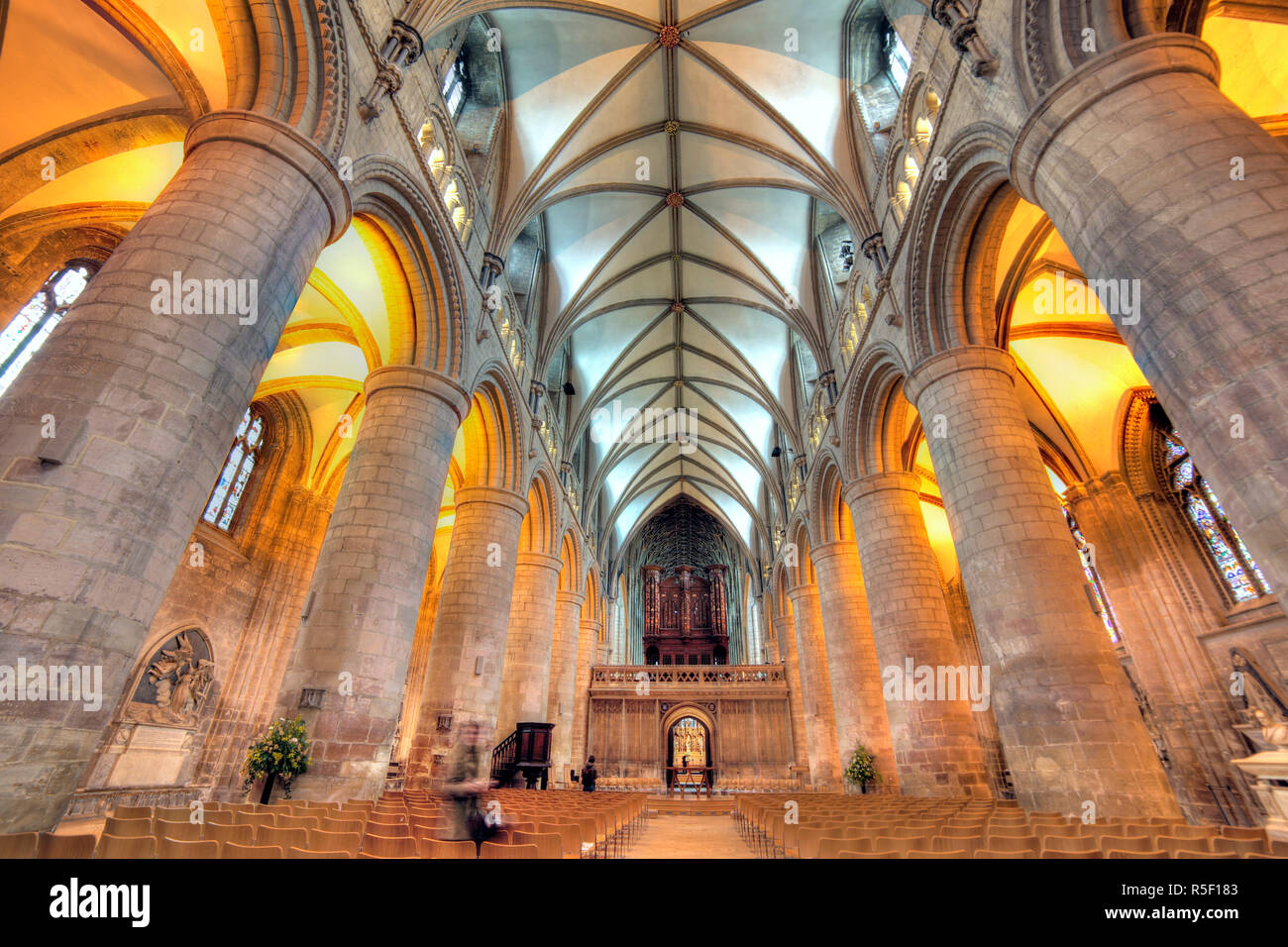 Gloucester Cathedral Nave High Resolution Stock Photography and Images ...