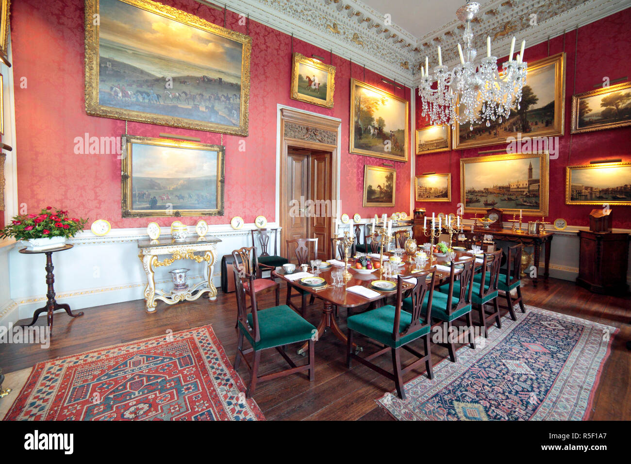 Castle howard interior hi-res stock photography and images - Alamy