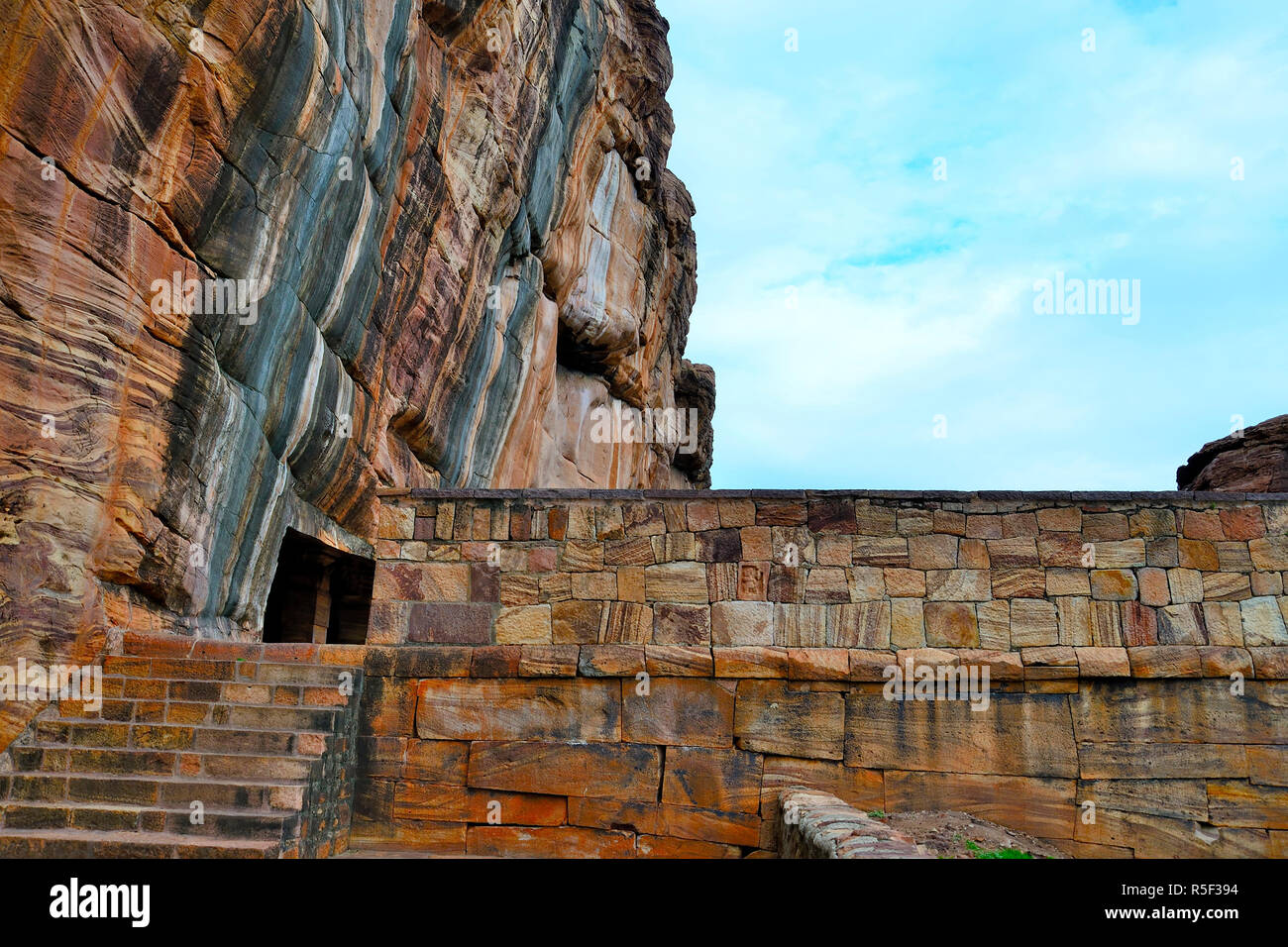 Badami Cave Temples Stock Photos & Badami Cave Temples Stock Images - Alamy