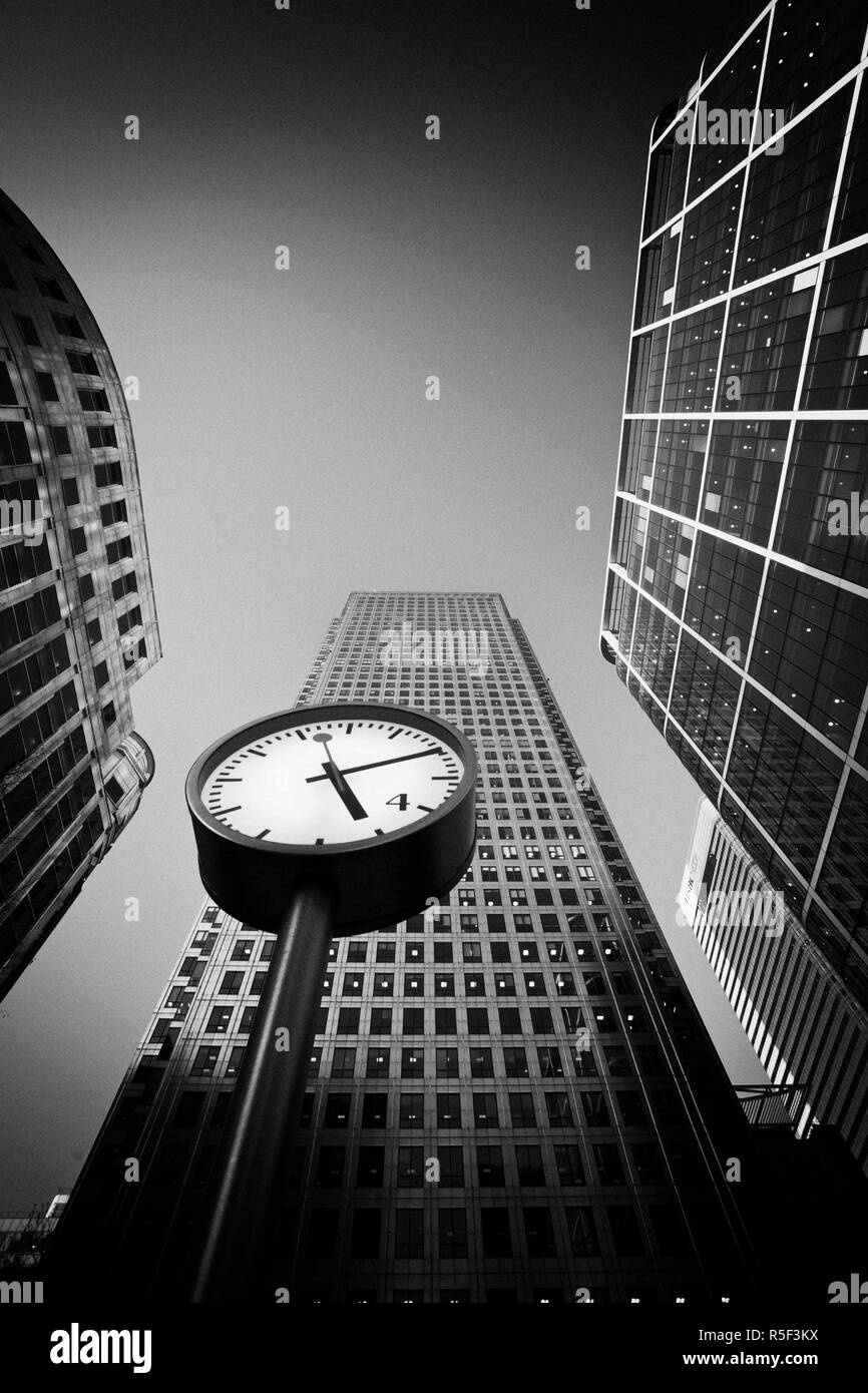 London office buildings Black and White Stock Photos & Images - Alamy