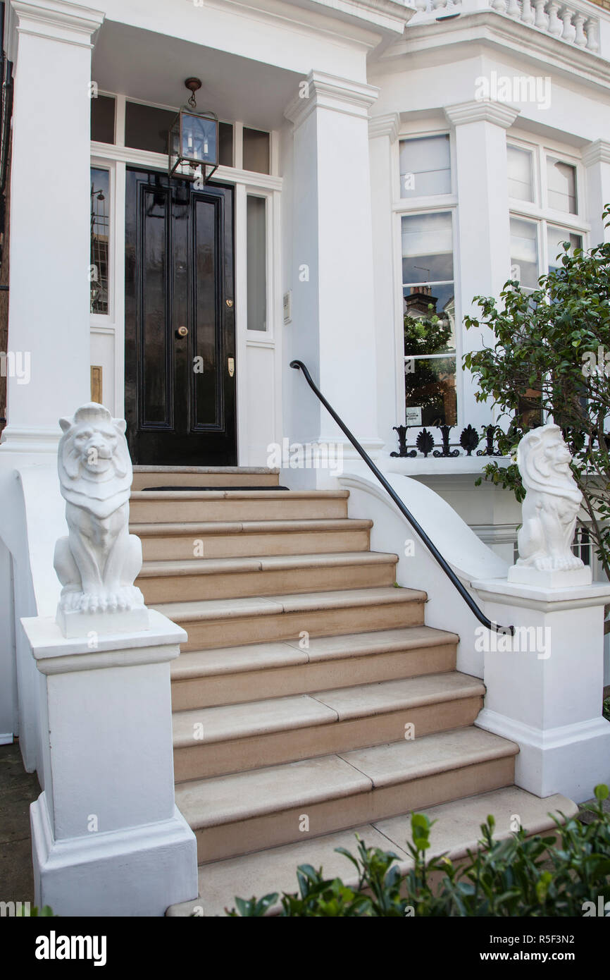 Georgian townhouse off the Fulham Road, London, England, UK Stock Photo ...
