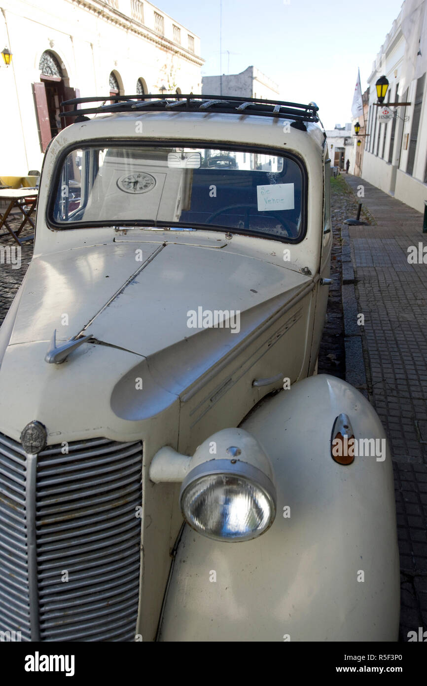 Vintage car, Colonia del Sacramento, Uruguay Stock Photo - Alamy