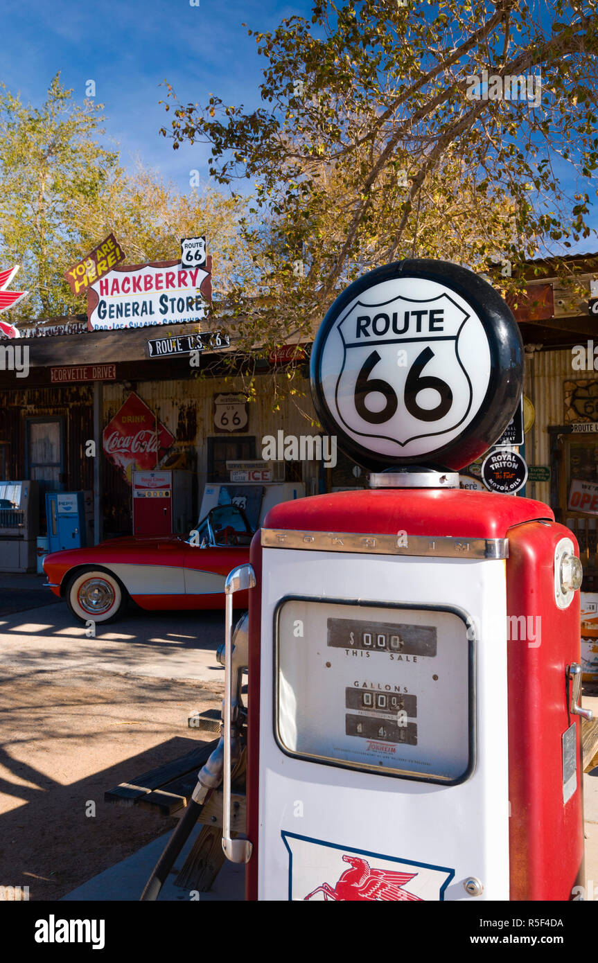 USA, Arizona, Route 66, Hackberry General Store and Gas Station Stock ...
