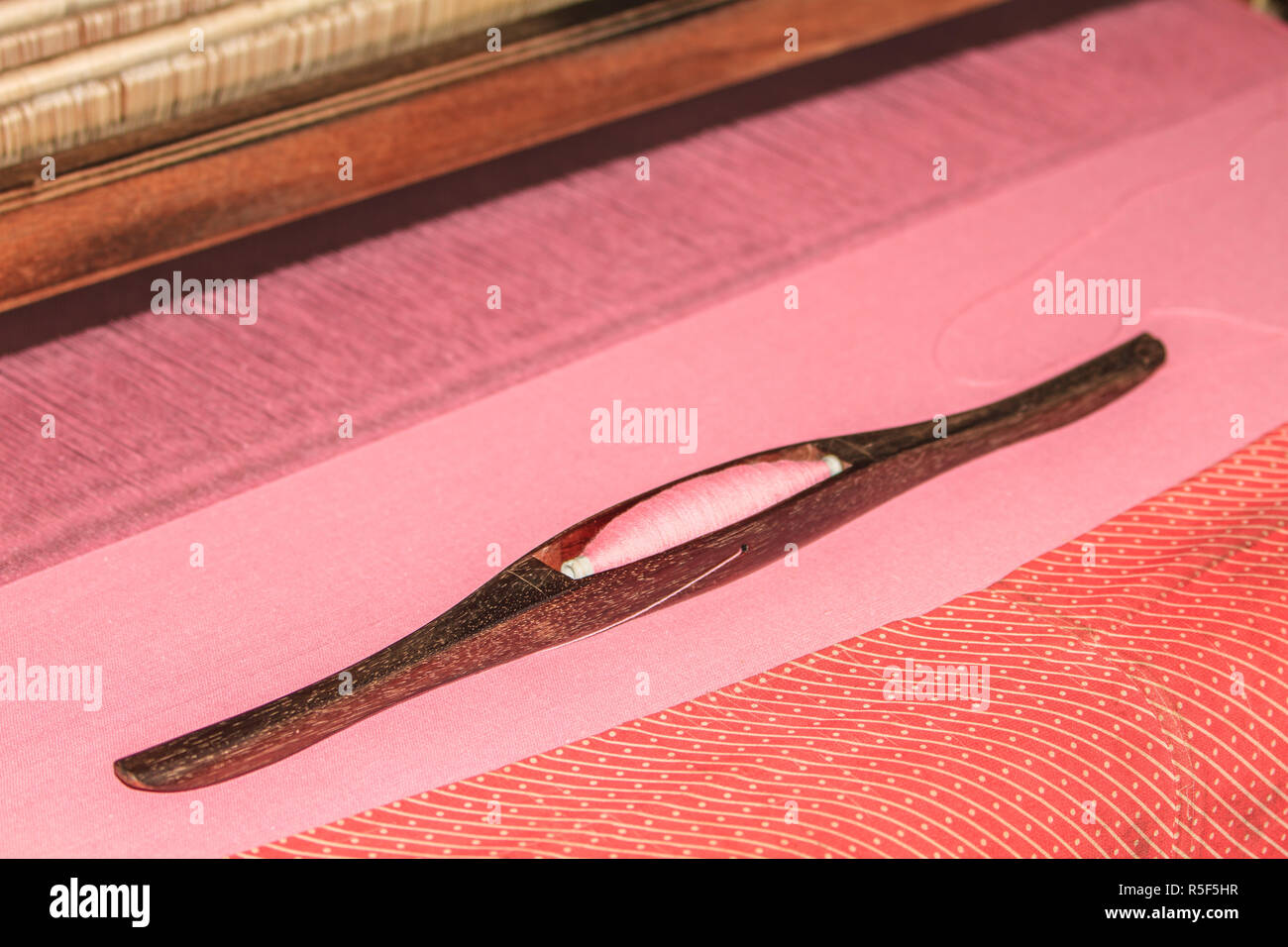 Weaving shuttle hi-res stock photography and images - Alamy