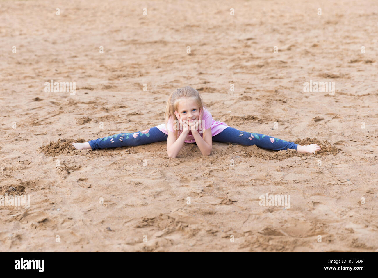Stretches of sand hi-res stock photography and images - Alamy