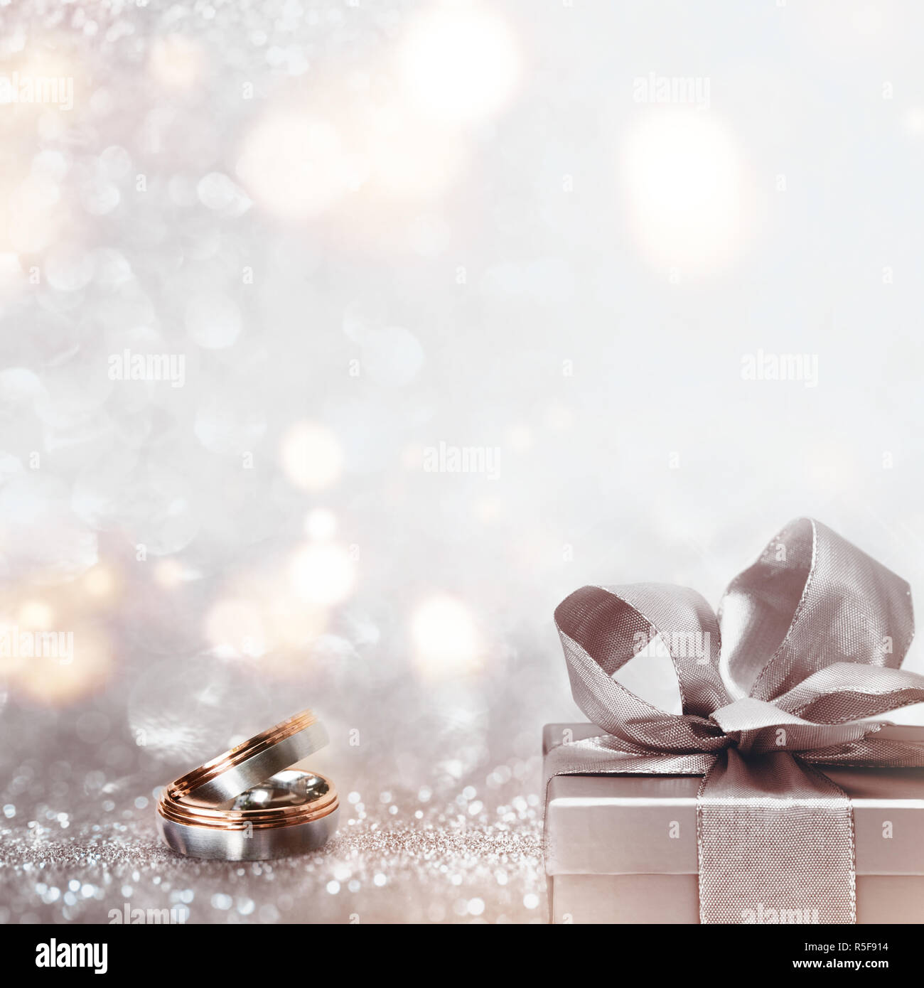 Silver sparkling lights festive loop hi-res stock photography and ...