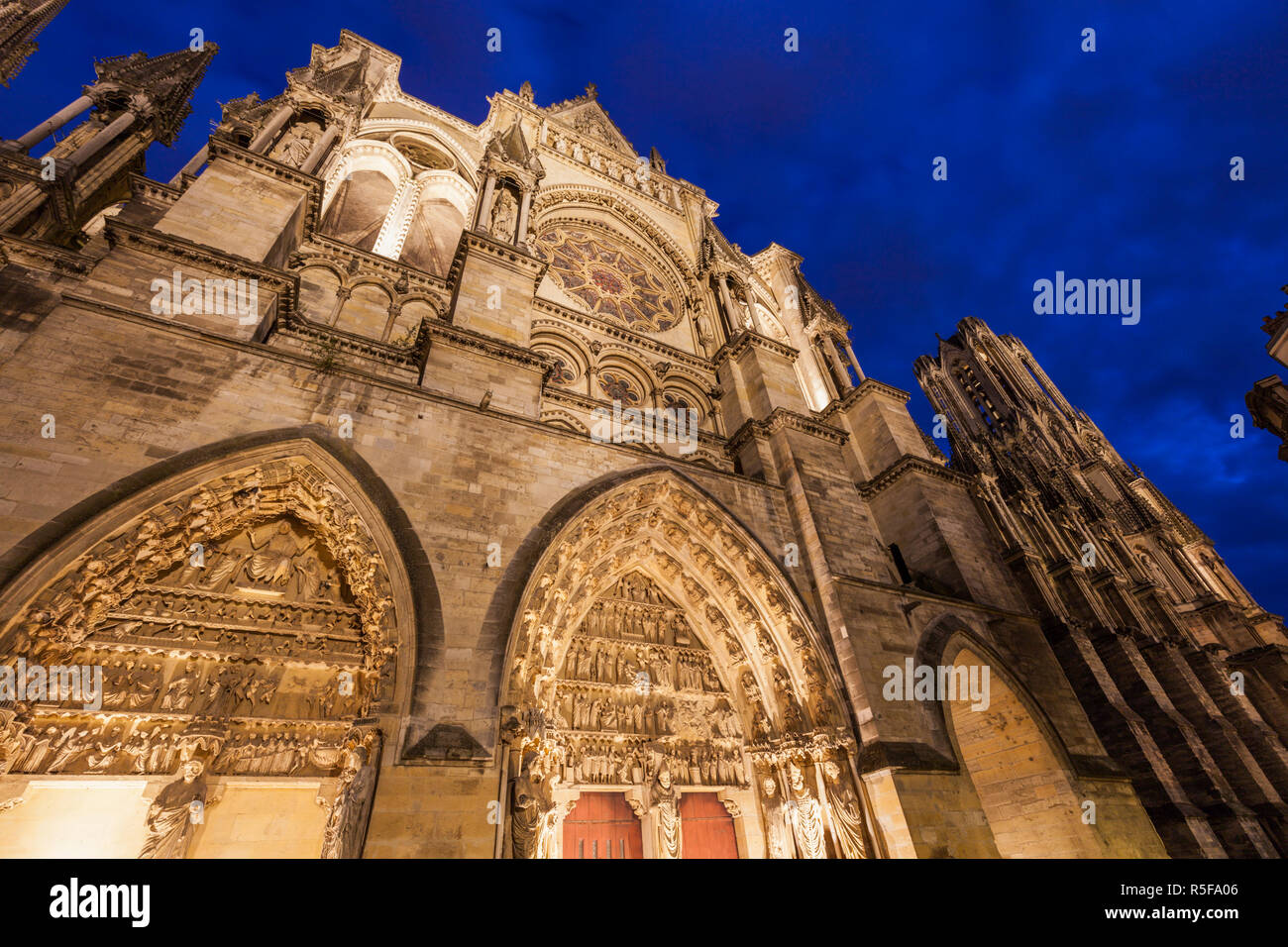 Cathedral of Our Lady of Reims. Reims, Grand Est, France Stock Photo ...