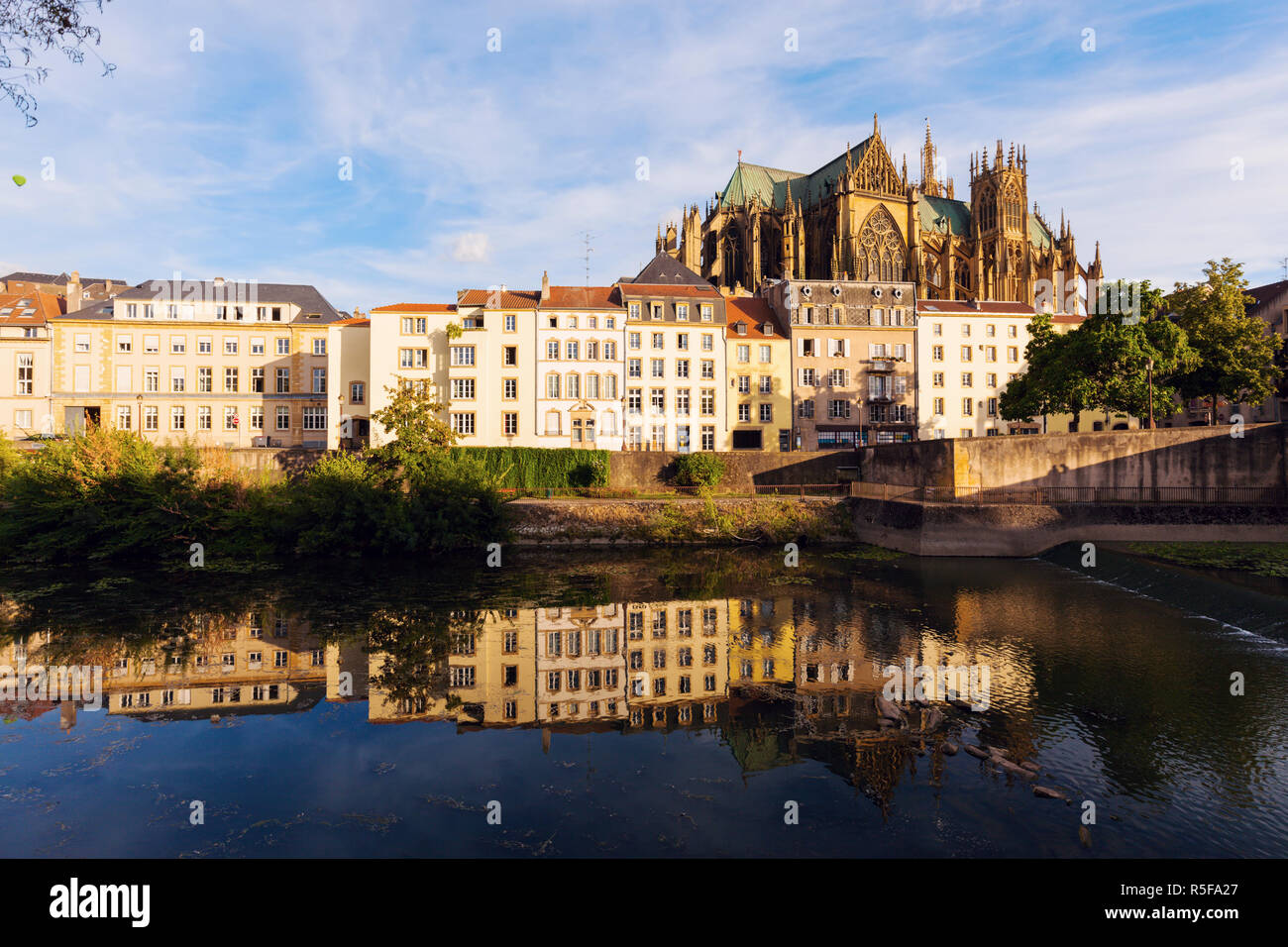 Cathedral of Saint Stephen in Metz. Metz, Grand Est, France Stock Photo ...