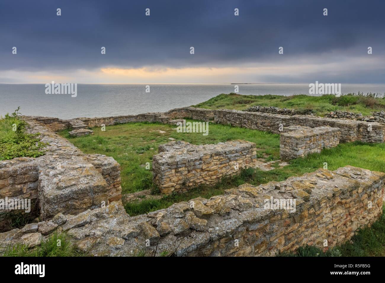 the ruins of the Argamum fortress Stock Photo - Alamy