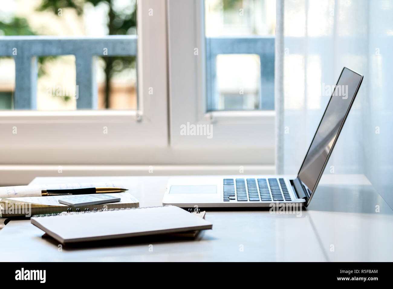 Documents pro hi-res stock photography and images - Alamy