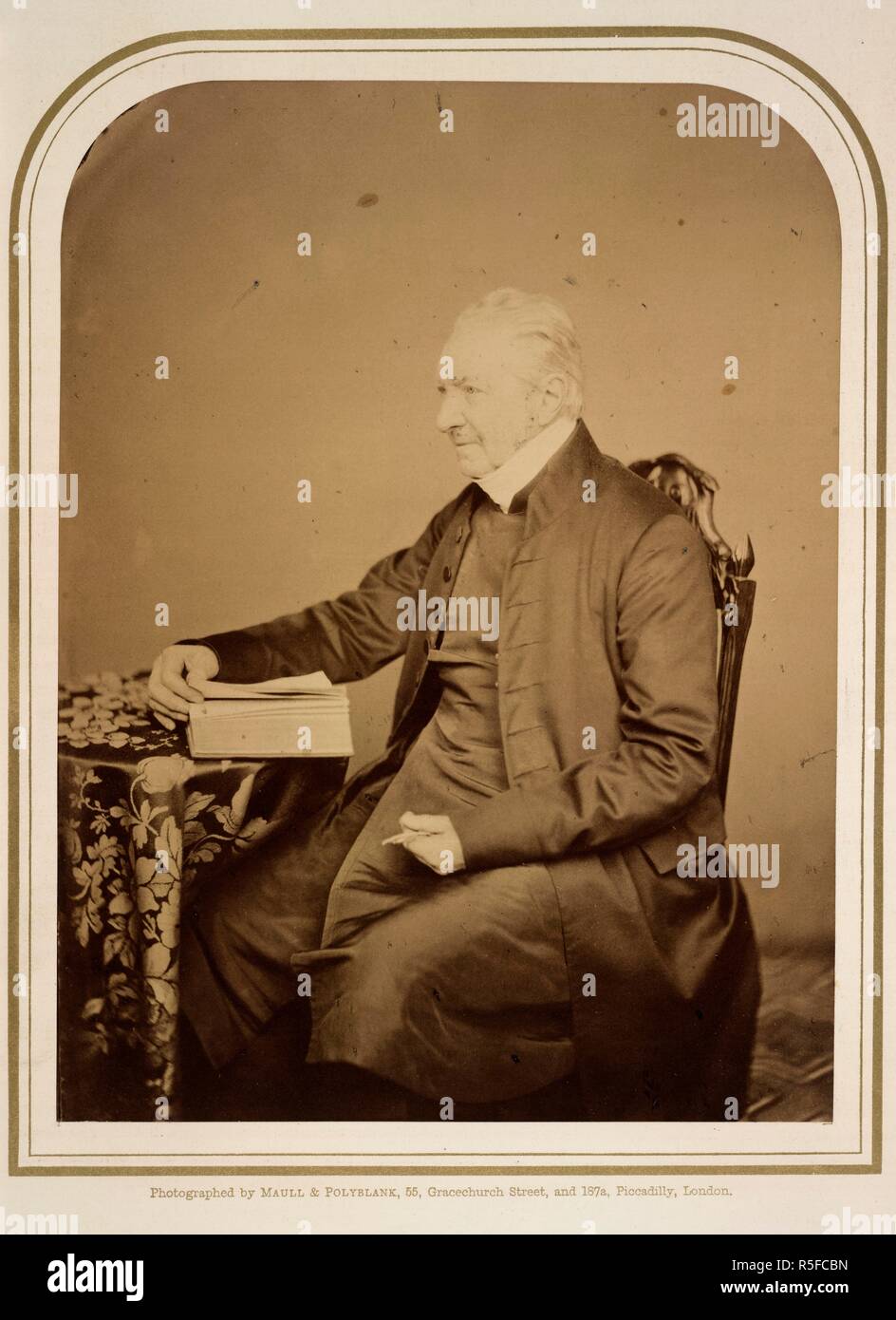 Clergy portraits hi-res stock photography and images - Alamy