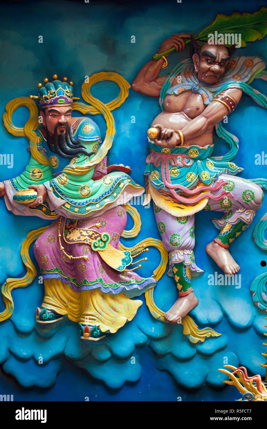 Taiwan, Kaohsiung, Lotus pond, Temple of Enlightenment - Chi Ming Tang ...