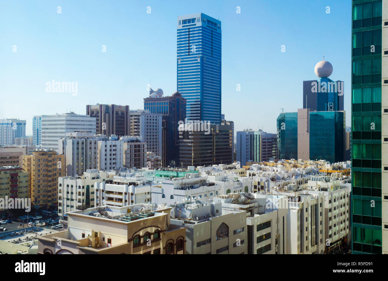 Hamdan street hi-res stock photography and images - Alamy