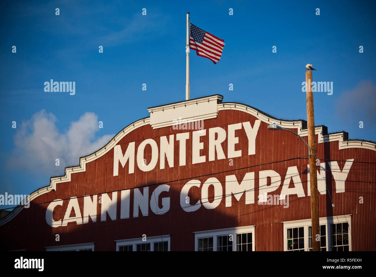 Monterey cannery row hi-res stock photography and images - Alamy