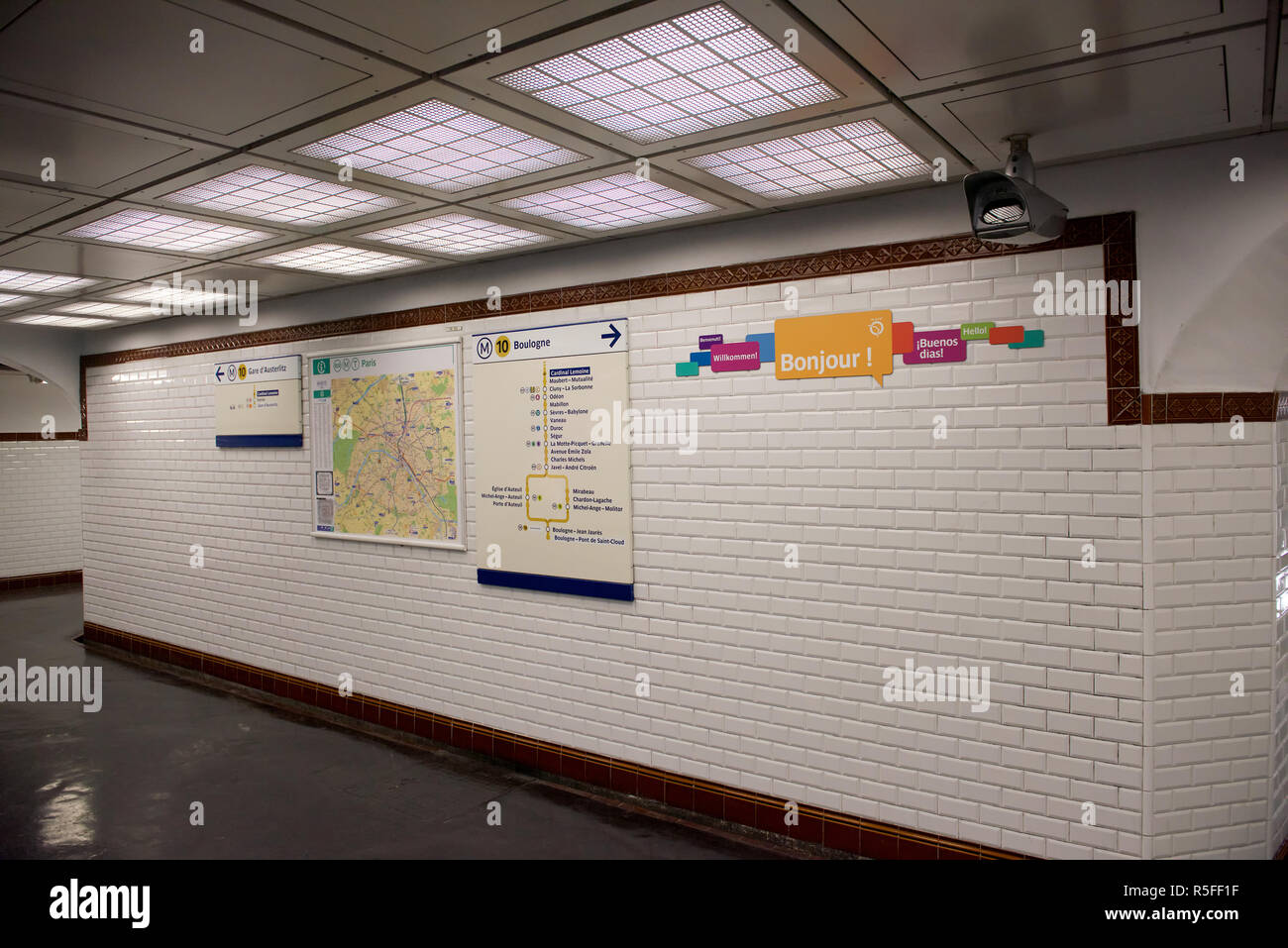 Cardinal Lemoine Metro station in Paris, France Stock Photo - Alamy