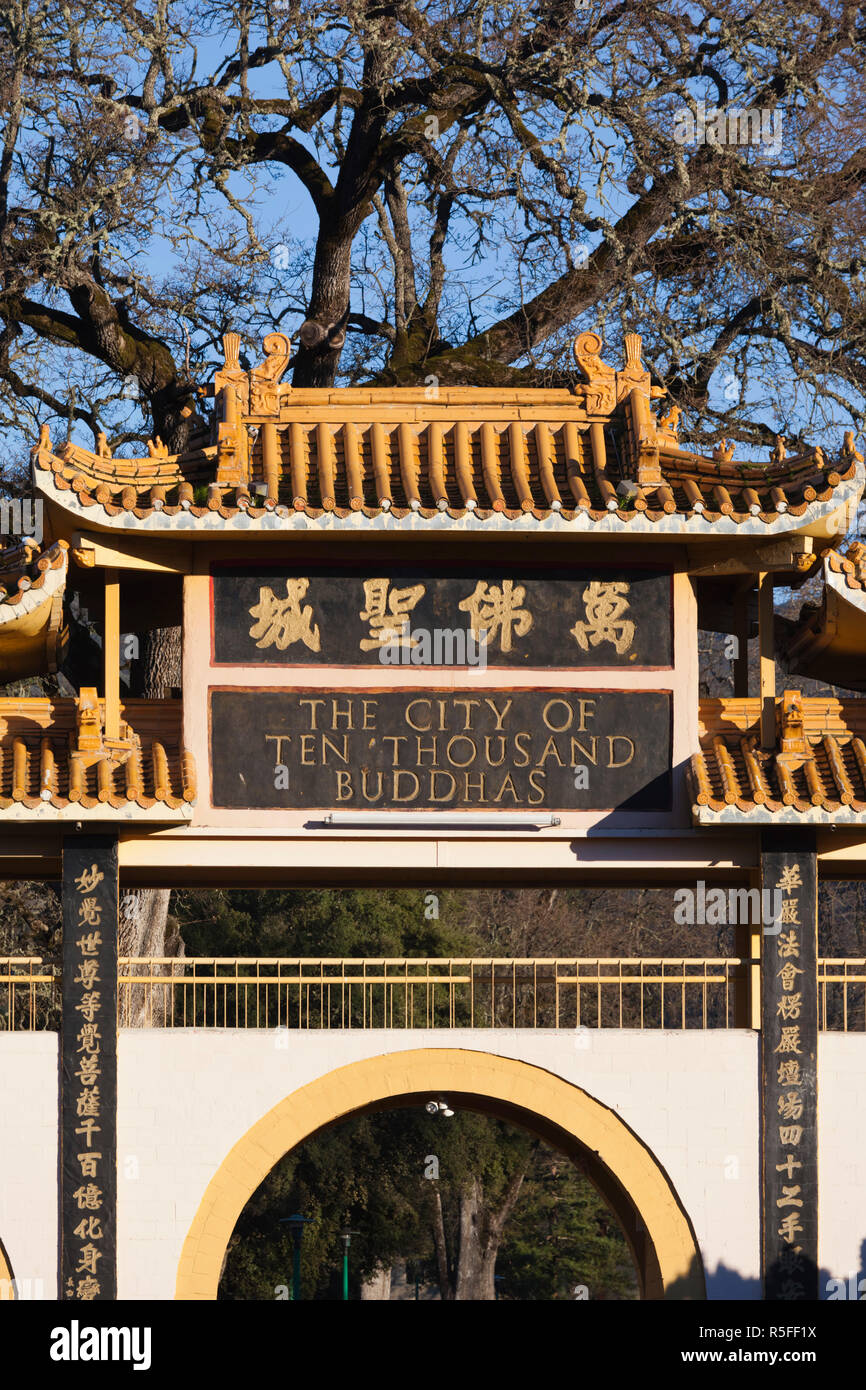 Travel destinations ukiah california hi-res stock photography and ...