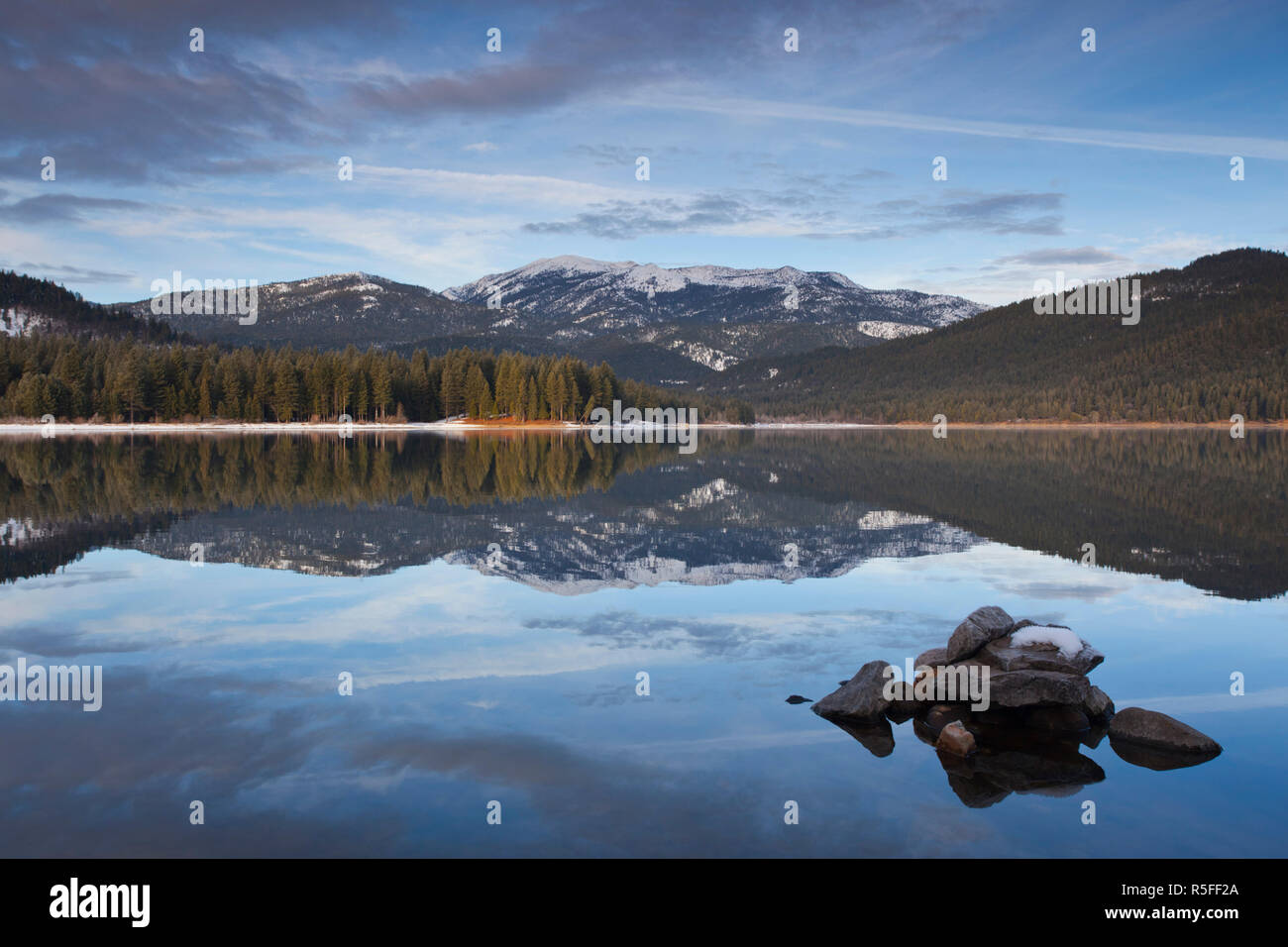 USA, California, Northern California, Northern Mountains, Mount Shasta ...