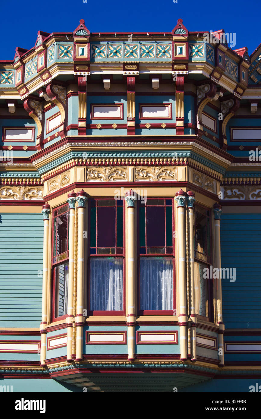 Victorian era buildings hi-res stock photography and images - Alamy