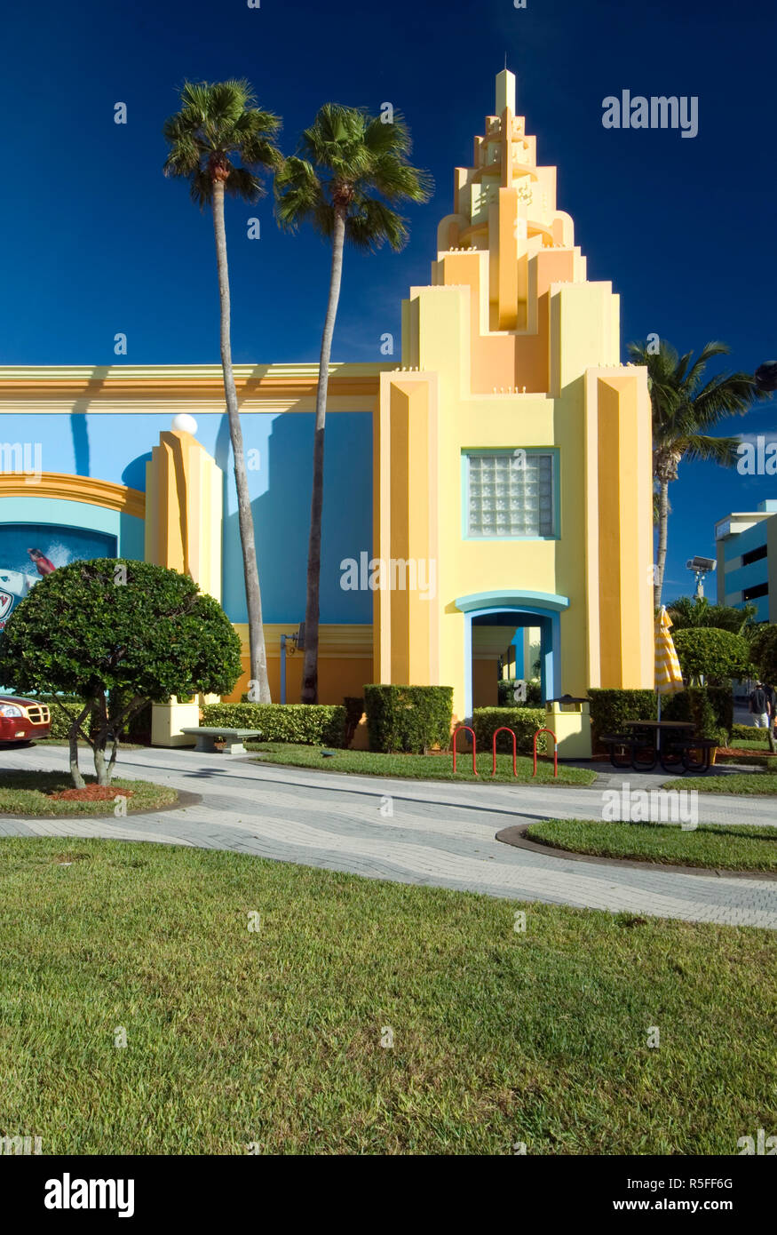 Ron jon surf shop hi-res stock photography and images - Alamy