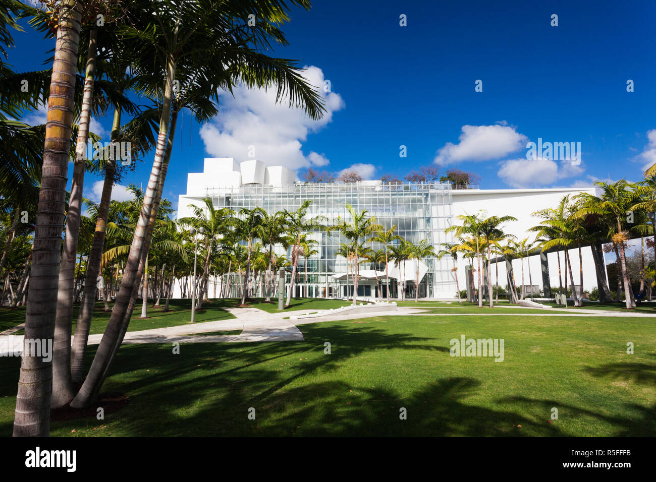 USA, Miami Beach, South Beach, New World Center, symphony hall ...