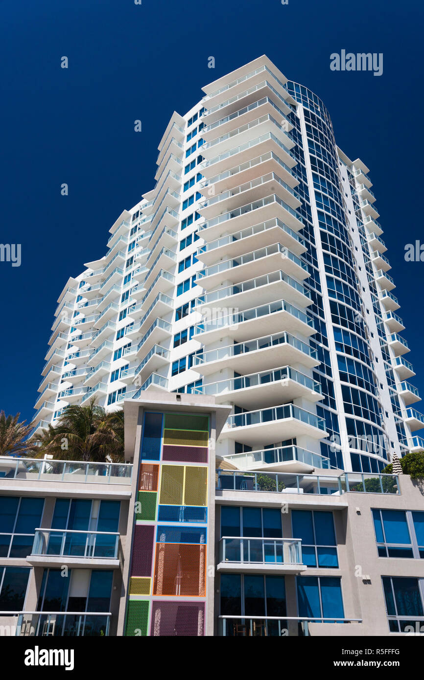 Miami beach high rise hi-res stock photography and images - Alamy
