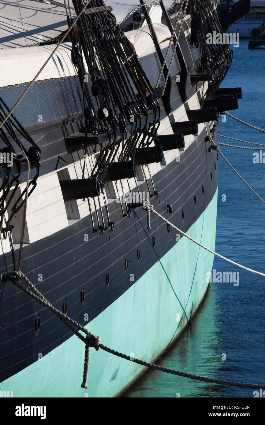 USA, Maryland, Baltimore, Inner Harbor, USS Constellation, historic ...