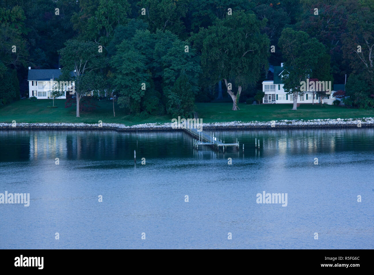 USA, Maryland, Annapolis, houses along Severn River Stock Photo - Alamy