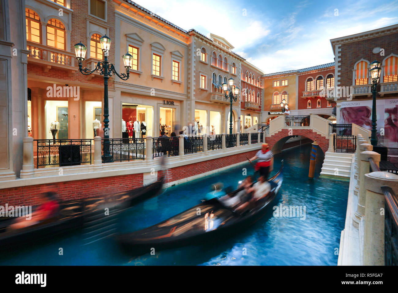 United States of America, Nevada, Las Vegas, The Grand Canal Gondola ...