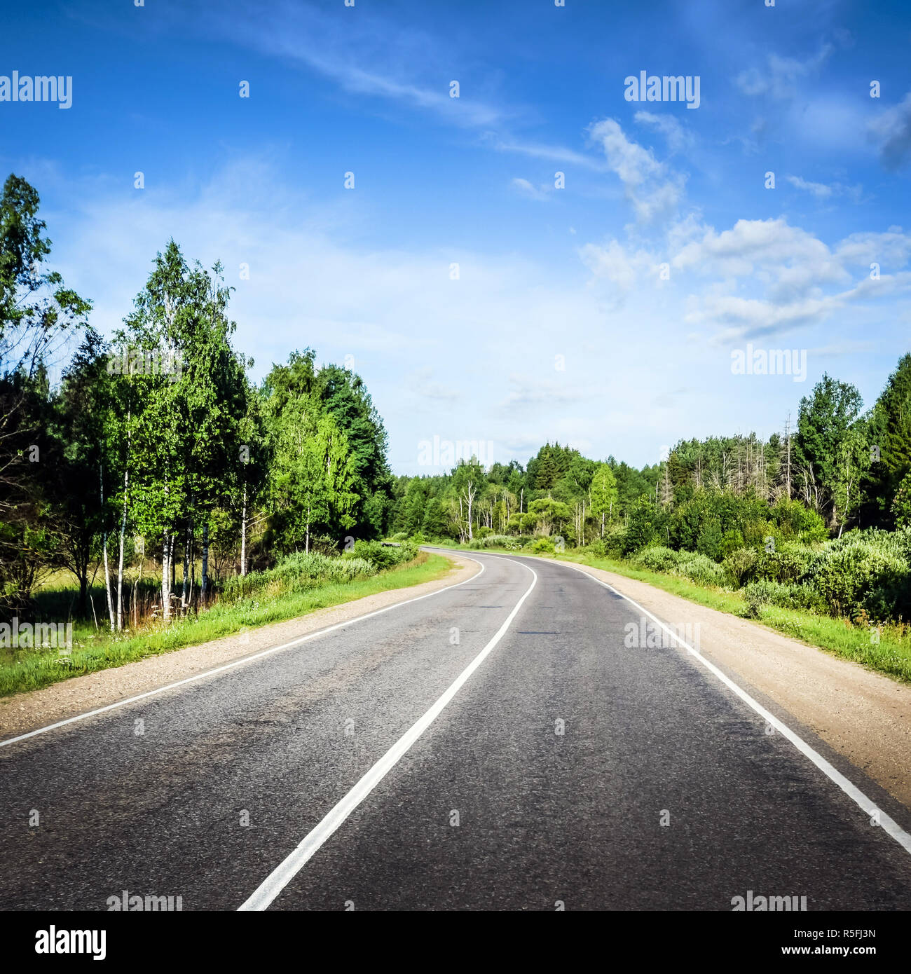 Beautiful highway road Stock Photo - Alamy
