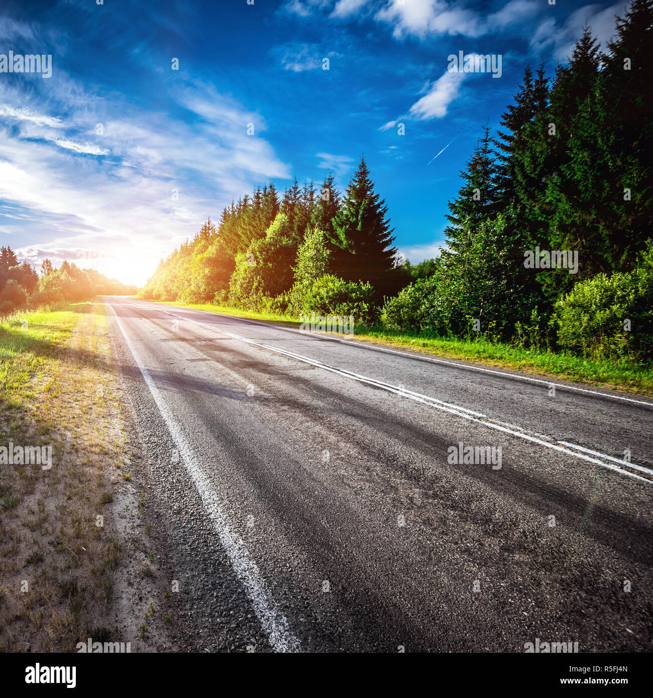 Road way forward direction Stock Photo - Alamy