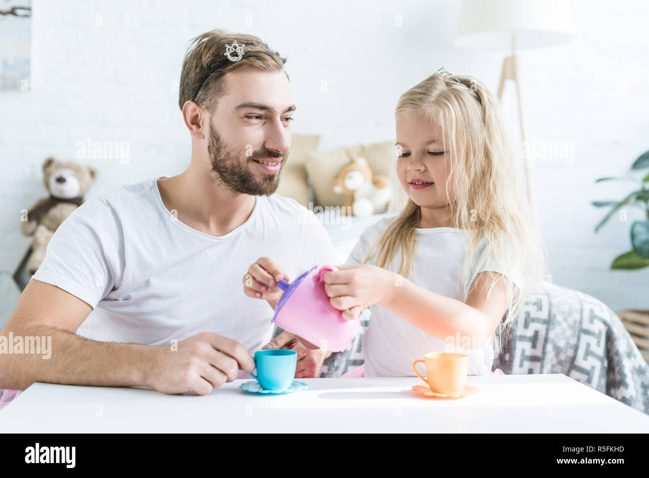Father daughter tea party hi-res stock photography and images - Alamy